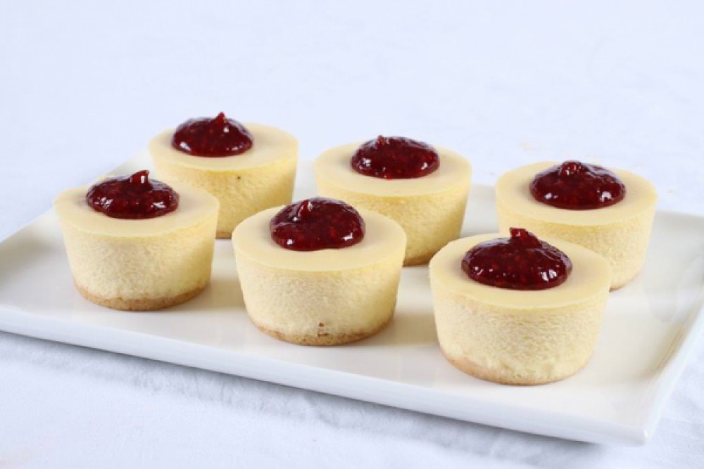 Raspberry Baby Baked Cheesecakes | Cakes2U